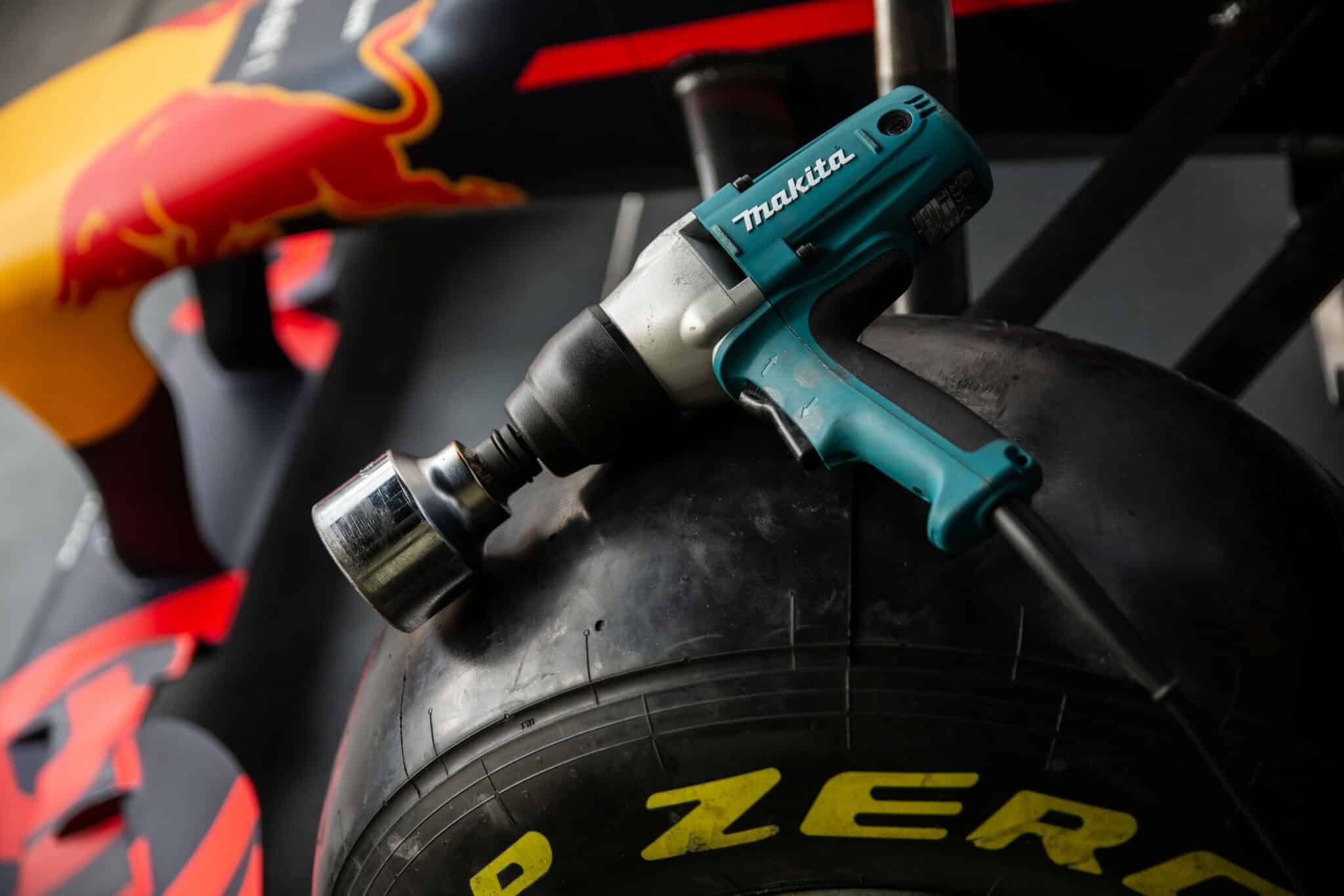Meet the Wheel Gun: A Formula 1 Pit Stop Essential - Las Motorsport