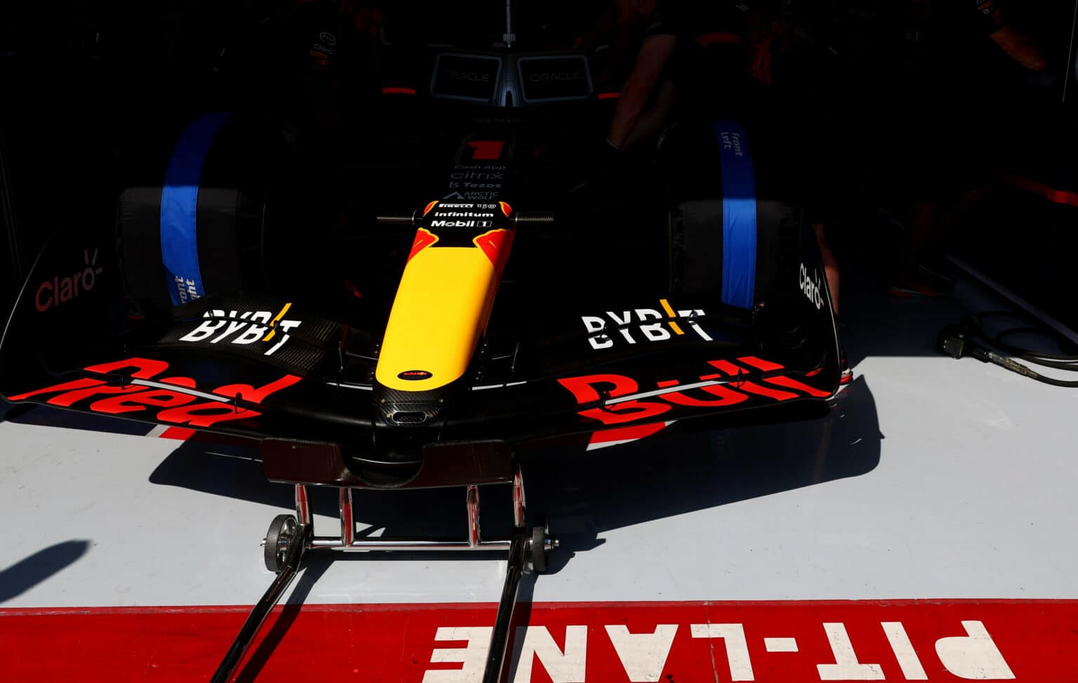 Der Frontflügel: Eine entscheidende Komponente der Formel-1-Aerodynamik ...