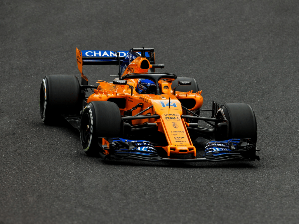 How do F1 Drivers Pee? - Las Motorsport